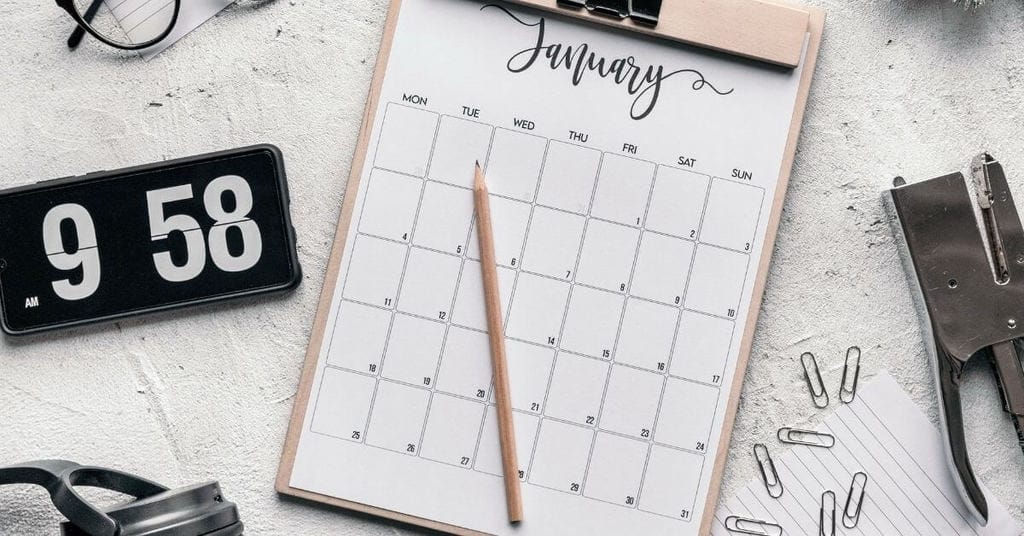 5 Best Ways To Structure Your Work Day Working From Home (with Example ...